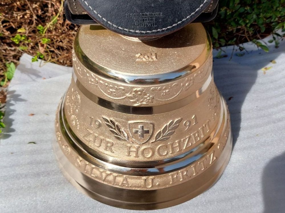 26 cm GROSSE KLOCKE | Kaufen auf Ricardo