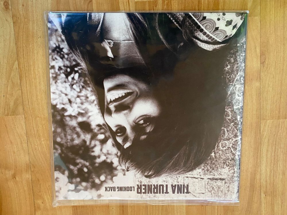 Tina Turner Looking Back Vinyl Schallplatte (Gebraucht) in Wilen b. Wil ... Tina Turner Looking Back Vinyl Schallplatte (Gebraucht) in Wilen b. Wil ...