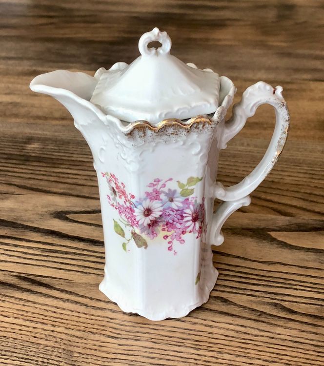 Herzige Vintage Porzellan Kanne Krug mit Blumen Muster (Gebraucht) in Kloten für CHF 12 – mit ...