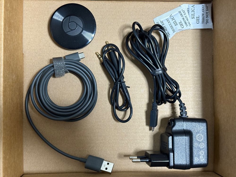 Google Chromecast Audio Streamer (2 von 2) (Gebraucht) in Riehen für ...