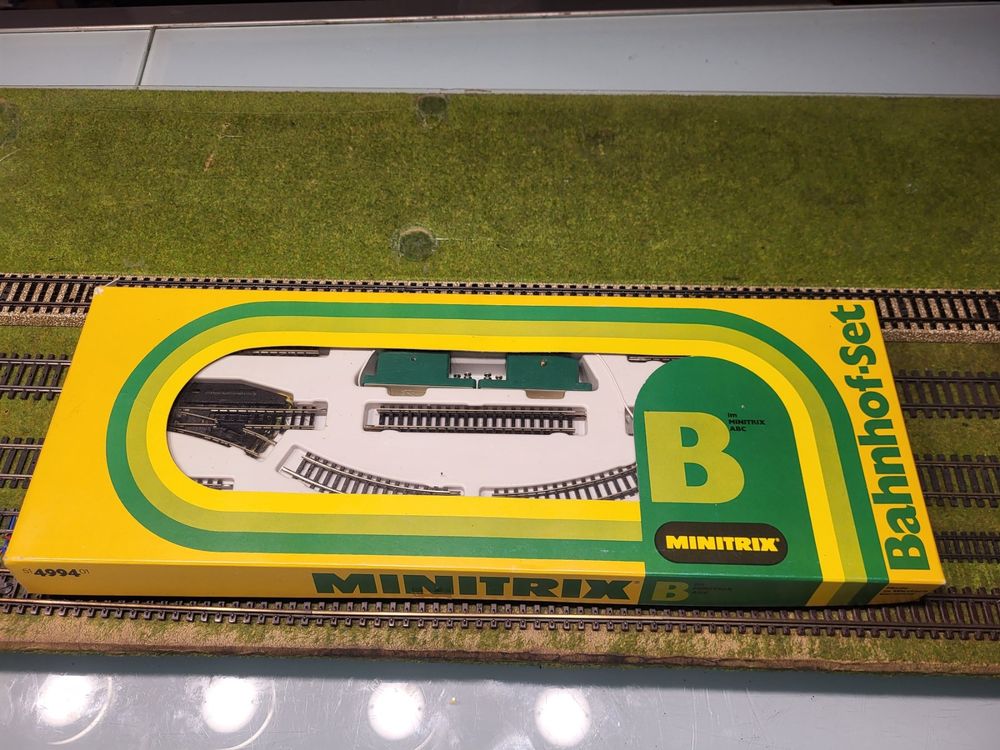 Mini Trix 1x Bahnhof- Set DC N Spur (Gebraucht) in Pfäffikon SZ für CHF ...