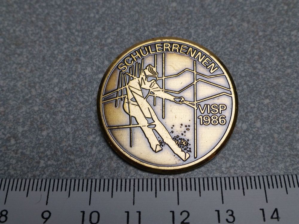 PIN ABZEICHEN ANSTECKER ABZEICHEN (Gebraucht) in Gränichen für CHF 3 ...