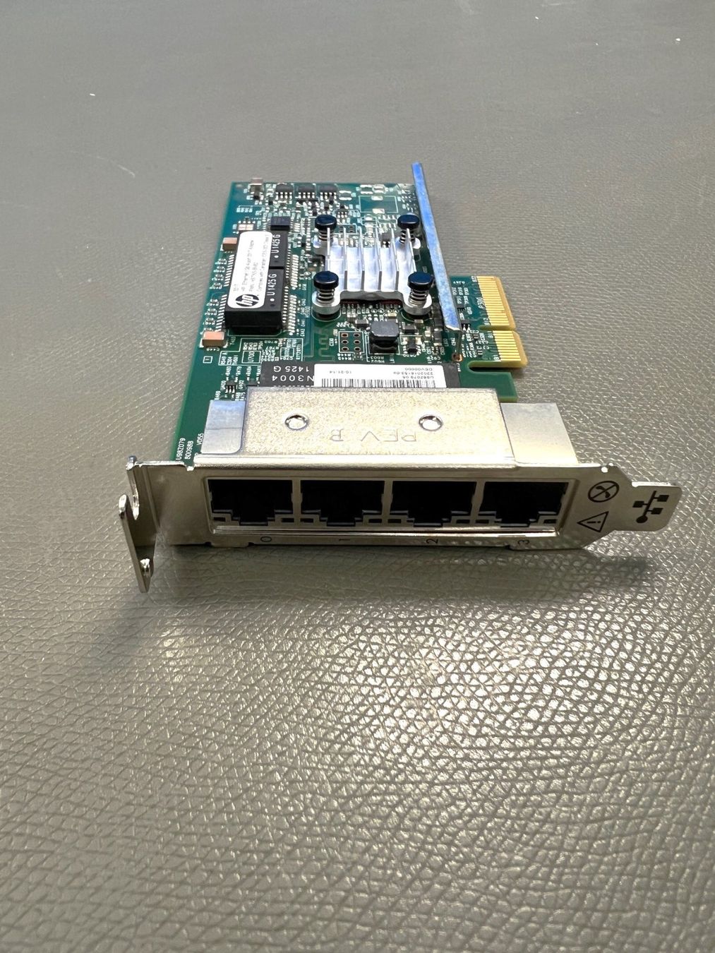 647594-B21: HPE Ethernet 1gb 4-port 331FLR Adapter (Neu (gemäss ...