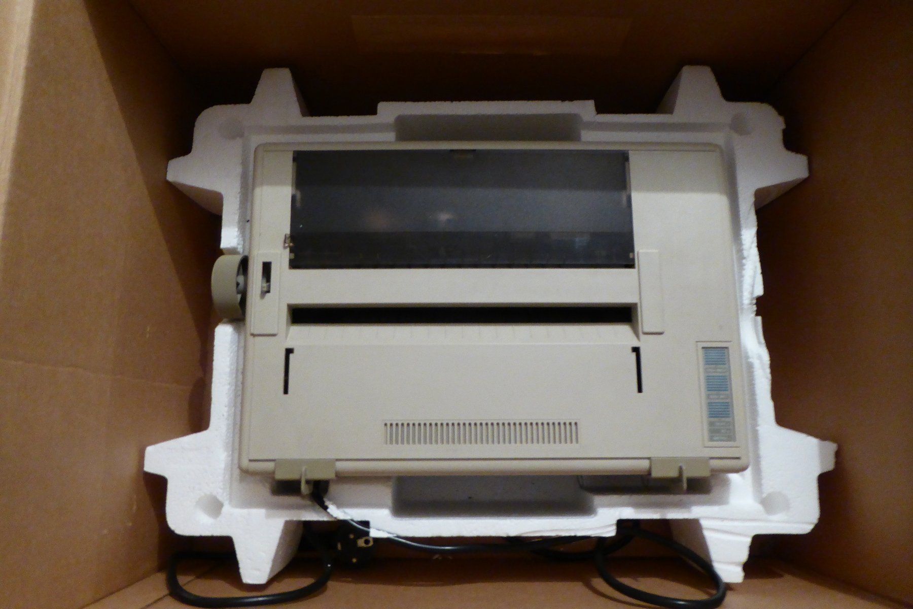 Commodore Amiga Drucker Color Matrix Printer MPS 1550 C (Defekt) in ...