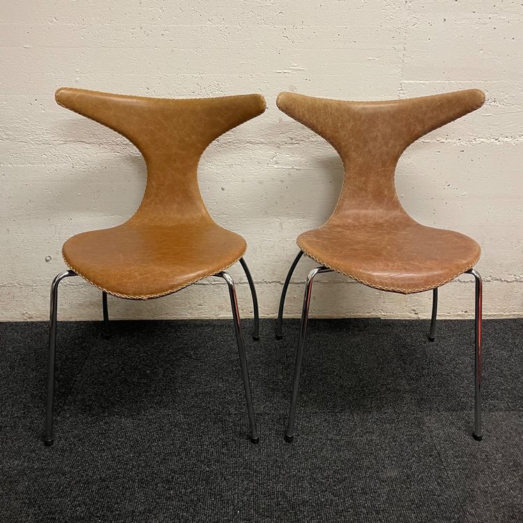 neuwertige DAN-FORM Dolphin Chairs | Kaufen auf Ricardo
