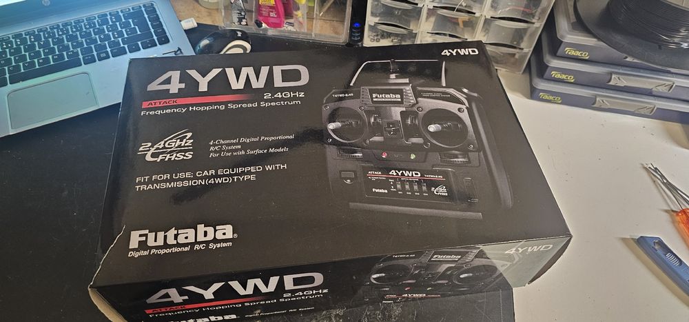 Futaba 4YWD Attack 2.4GHz FHSS Fernsteuerungssystem Neu | Kaufen auf ...