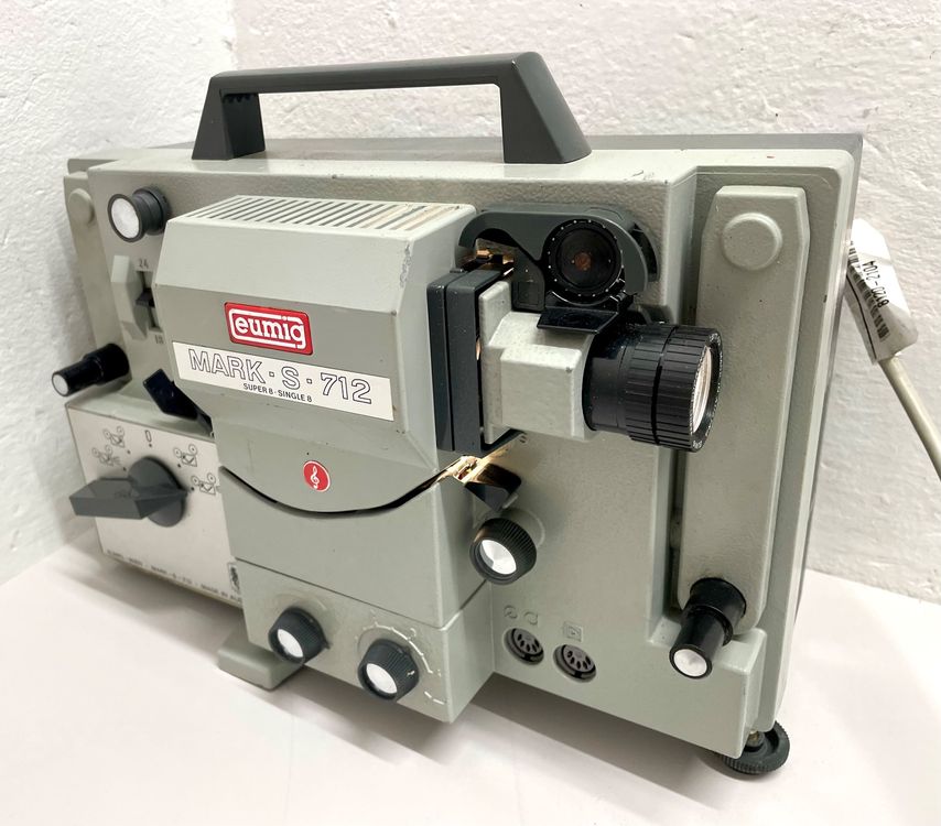 Eumig Mark S 712 Super 8/Single 8 Projektor (Defekt) in Niederdorf für CHF 89 – mit Lieferung ...