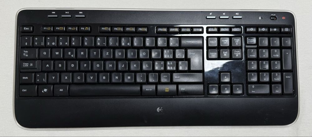 Logitech Wireless Keyboard K520 (Gebraucht) in Zumikon für CHF 1 – mit ...