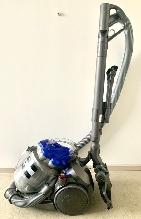 Dyson DC29 dB Allergy Staubsauger | Kaufen auf Ricardo