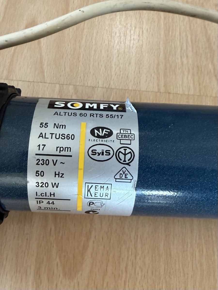 Somfy Altus 60 RTS 55/17 Rolladenmotor - Top Zustand! (Gebraucht) in ...