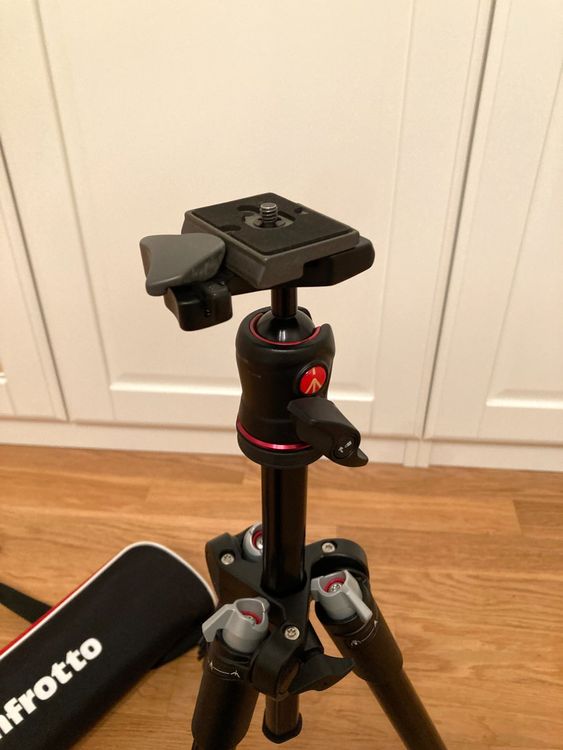 Manfrotto Reisestativ inkl. Tasche (MKBFRA4-BH) (Gebraucht) in Grüt ...