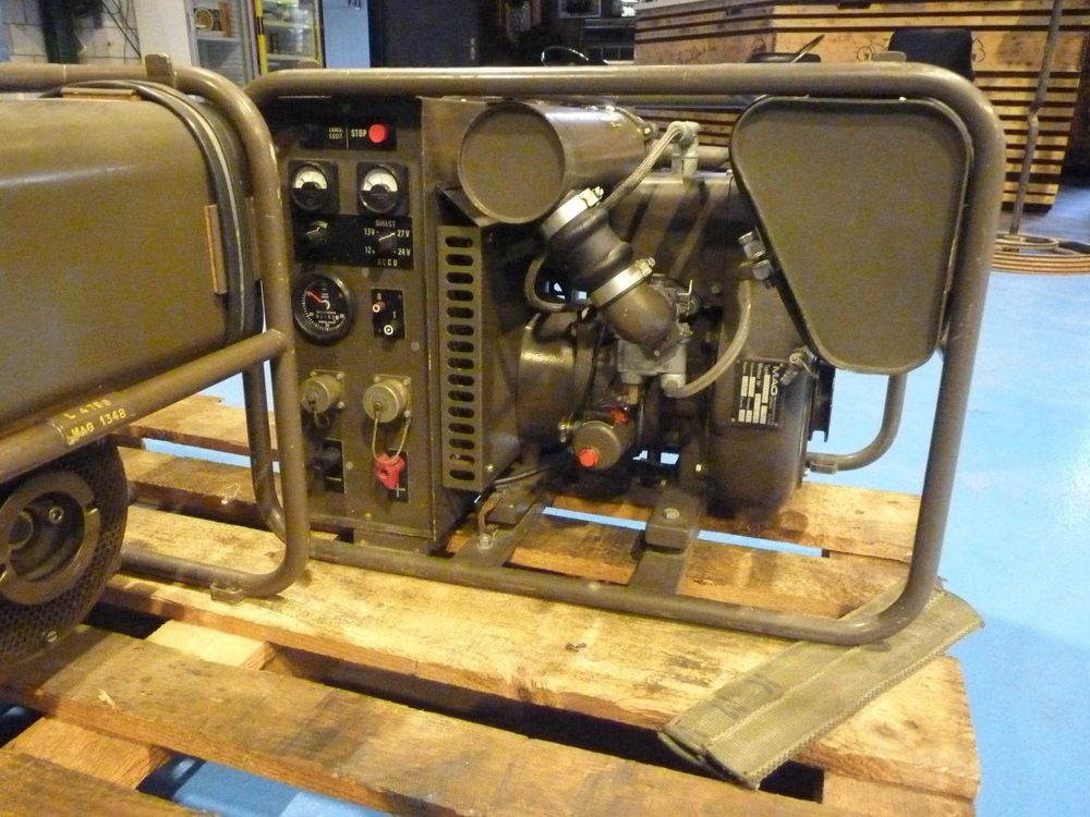 Generator, Armee,1200Watt 24 und 12 Volt (Gebraucht) in gettnau für CHF ...