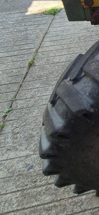 Bührer Traktor 475 Felge mit Pneu (Gebraucht) in Bauma für CHF 800 ...