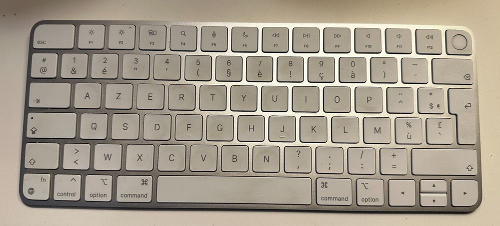 Apple Magic keyboard Touch ID - FR - AZERTY | Kaufen auf Ricardo