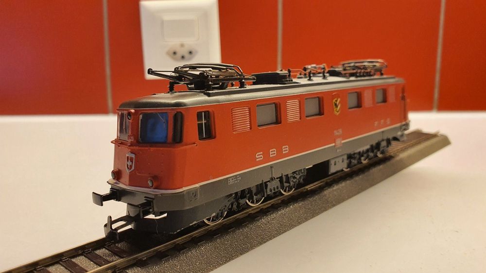 Märklin 3332 SBB CFF Ae 6/6 | Acheter sur Ricardo