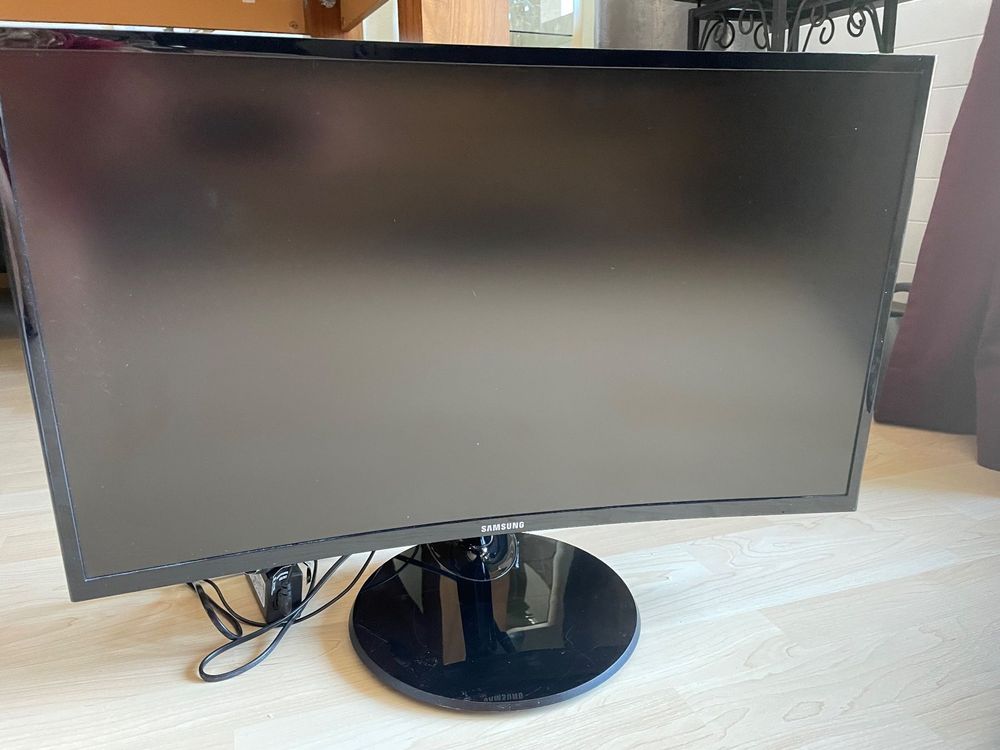 Samsung PC Bildschirm (Gebraucht) in Frauenfeld für CHF 75 – nur ...