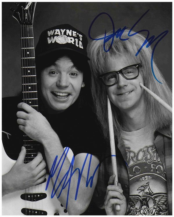 WAYNE'S WORLD (CAST) handsigniertes Grossfoto (20x25cm) COA | Kaufen ...
