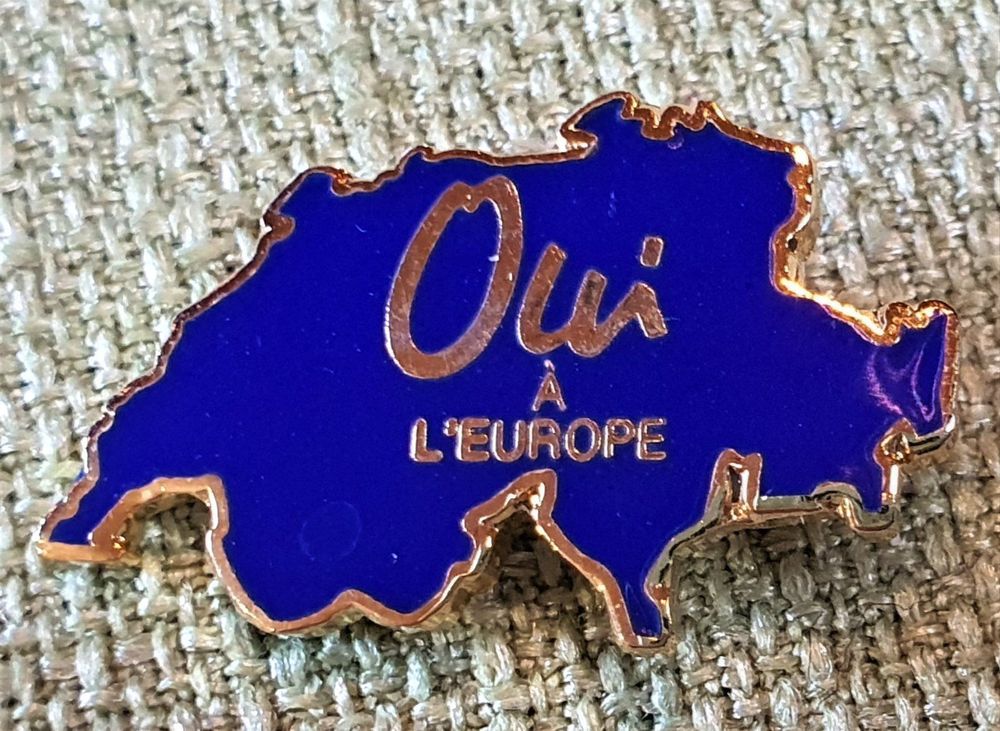 K080 - Pin Schweiz Qui À L'Europe (Gebraucht) in Reinach BL für CHF 2 – mit Lieferung auf ...