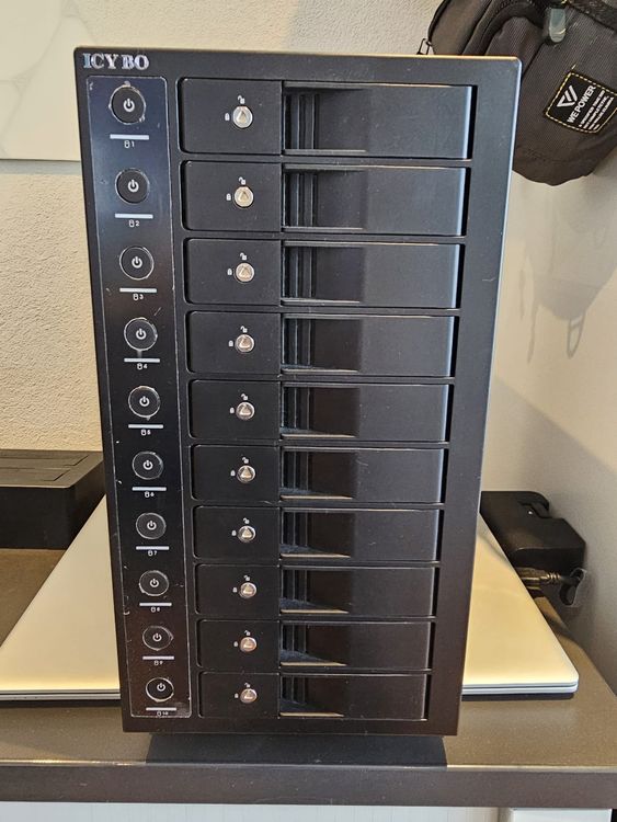 Icy Box IB-3810U3 10 Bay | Kaufen auf Ricardo