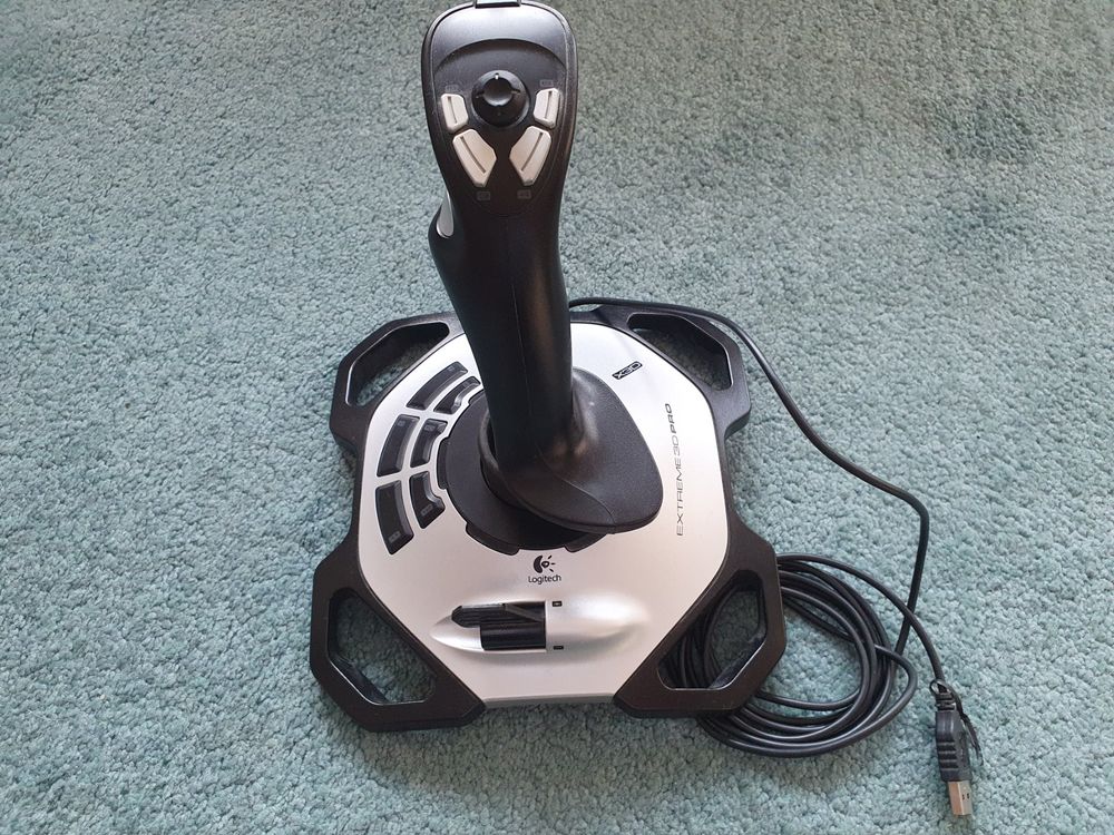 Logitech Extreme 3D Pro Joystick Flight Stick Flight Sim (Gebraucht) in ...