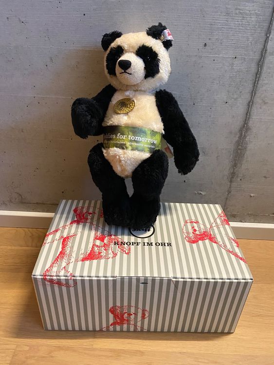 Steiff Evander Pandler Sammlerteddybär (Neu und originalverpackt) in ...