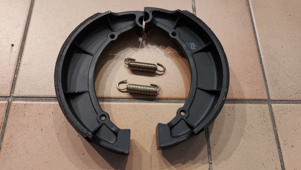 Yamaha XV / XVS Bremsbacken hinten D2752-2065 (Neu (gemäss Beschreibung ...