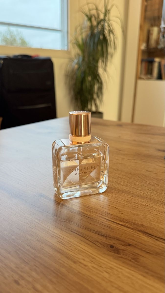 Givenchy Irresistible Eau de Toilette Fraiche (Gebraucht) in Volketswil ...