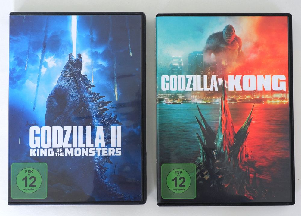 Godzilla - 2 DVDs (Gebraucht) in Hitzkirch für CHF 1 – mit Lieferung ...