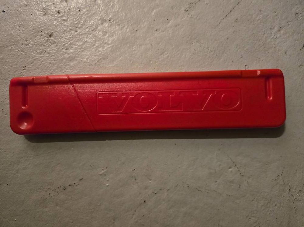 Volvo Pannendreieck (Neu (gemäss Beschreibung)) in Opfikon für CHF 29 ...