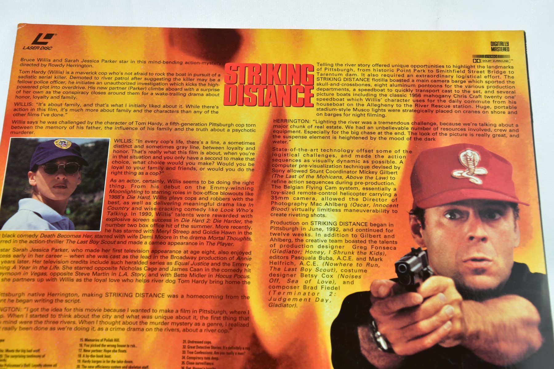 📀 BRUCE WILLIS - STRICKING DISDANCE LASERDISC GUTER ZUSTAND (Gebraucht ...