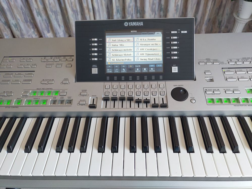 Keyboard Yamaha Tayros 3 zu verkaufen: | Kaufen auf Ricardo