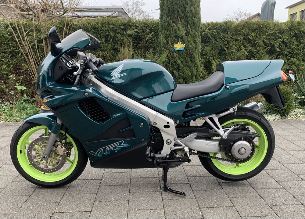 Honda VFR 750 RC36 II | Kaufen auf Ricardo