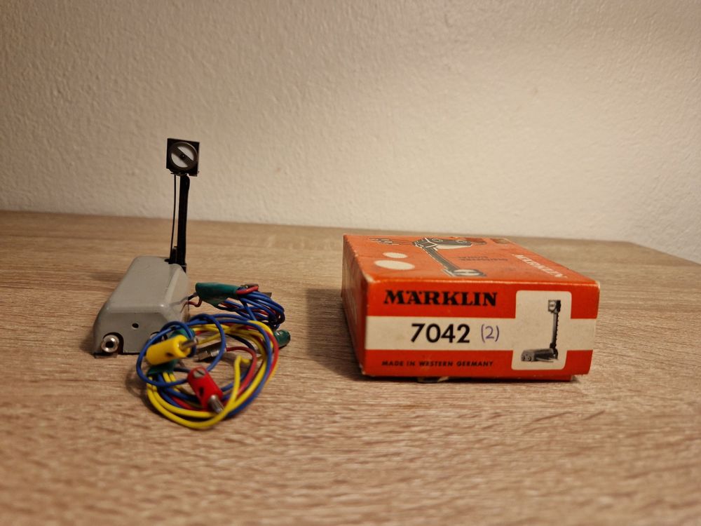 Märklin 7042 Gleissperrsignal H0 (2) (D'occasion) à St-Aubin-Sauges ...