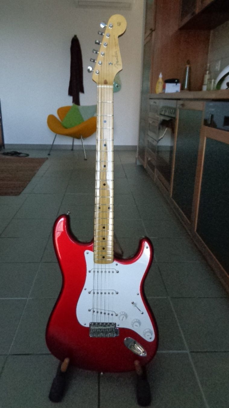 Vintage Fender Stratocaster JV 57-65 1983 - Candy Apple Red (Gebraucht ...