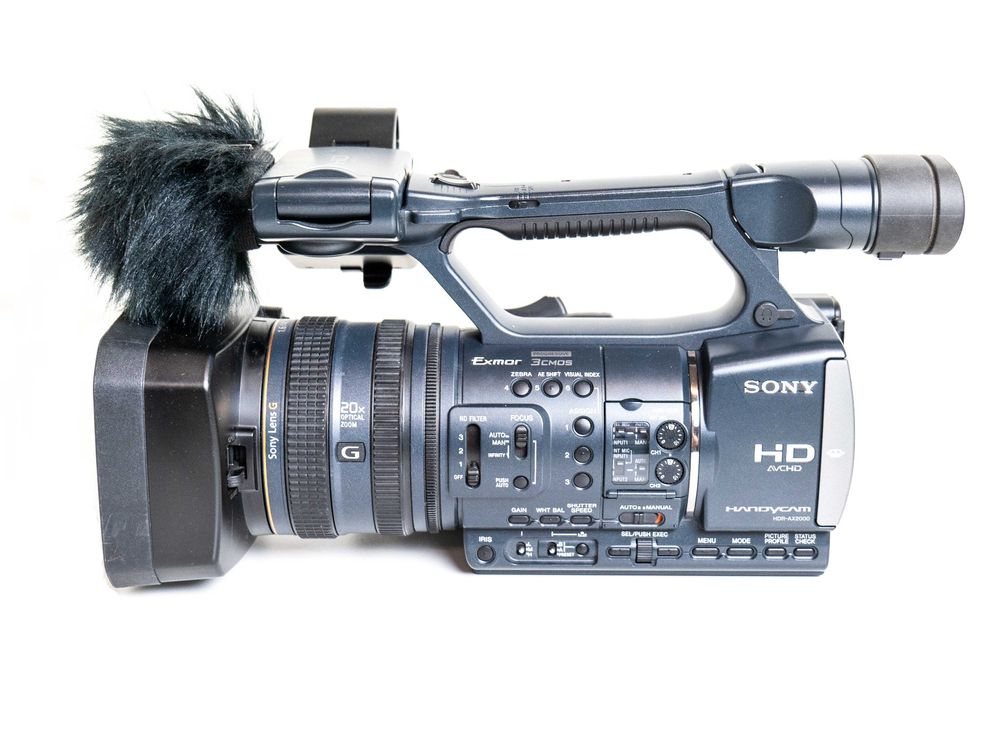 Professionelle Sony Kamera HDR-AX2000 (HD 1920x1080 p) (Gebraucht) in ...