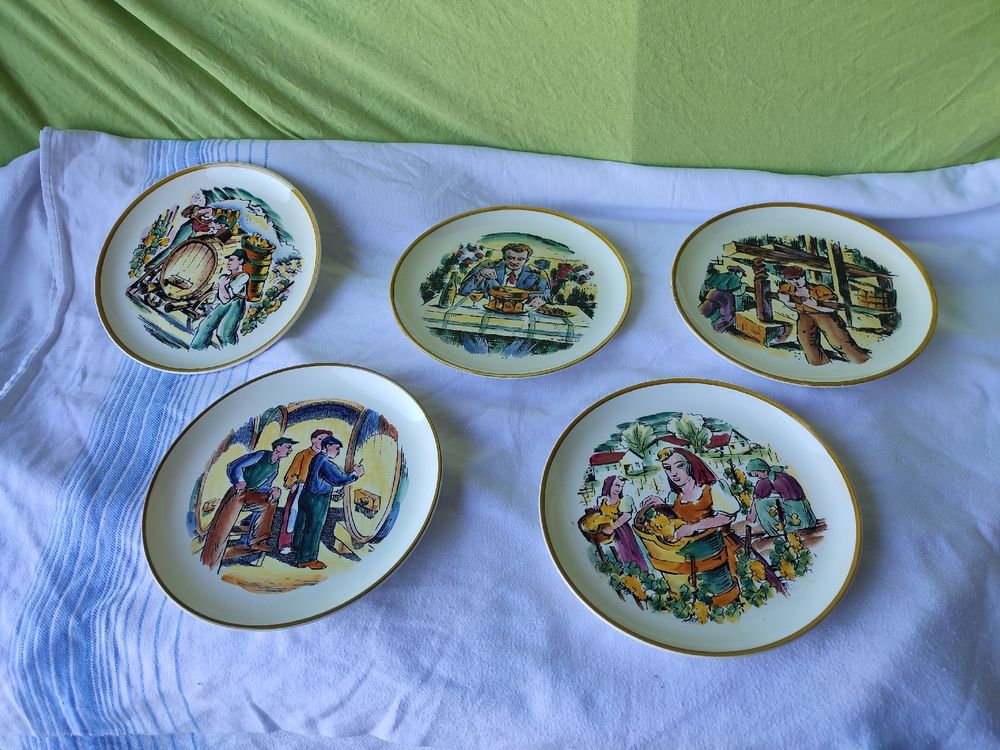 5 Zierteller Ziegler Schaffhausen Goldrand (Gebraucht) in Schweizersholz für CHF 5 – mit ...