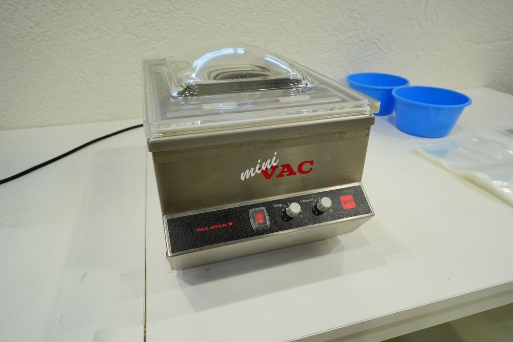 Kammer-Vakuumiergerät (VacStar mini VAC) (Defekt) in Galgenen für CHF 265 – nur Abholung auf ...