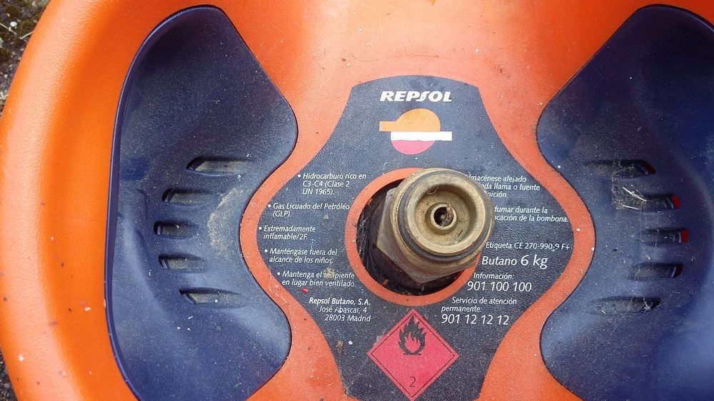 Gasflasche Composit Repsol (Gebraucht) in Kriens für CHF 50 – nur ...