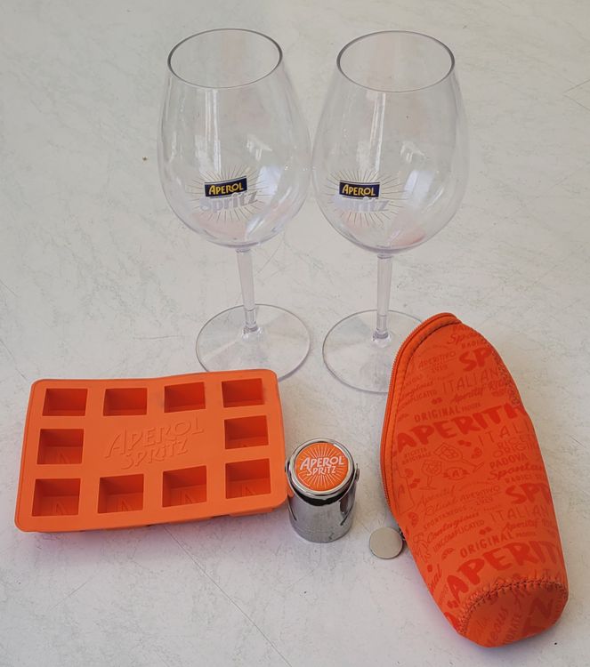 Aperol Spritz divers objets Pub (Gebraucht) in Randogne für CHF 15 – mit Lieferung auf Ricardo ...