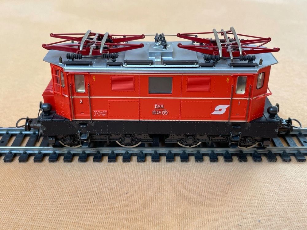 Roco E-Lok ÖBB 1045 orange | Kaufen auf Ricardo