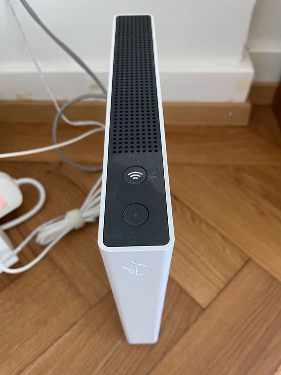 Swisscom Internet Box 3 (Gebraucht) in für CHF 36 – mit Lieferung auf ...