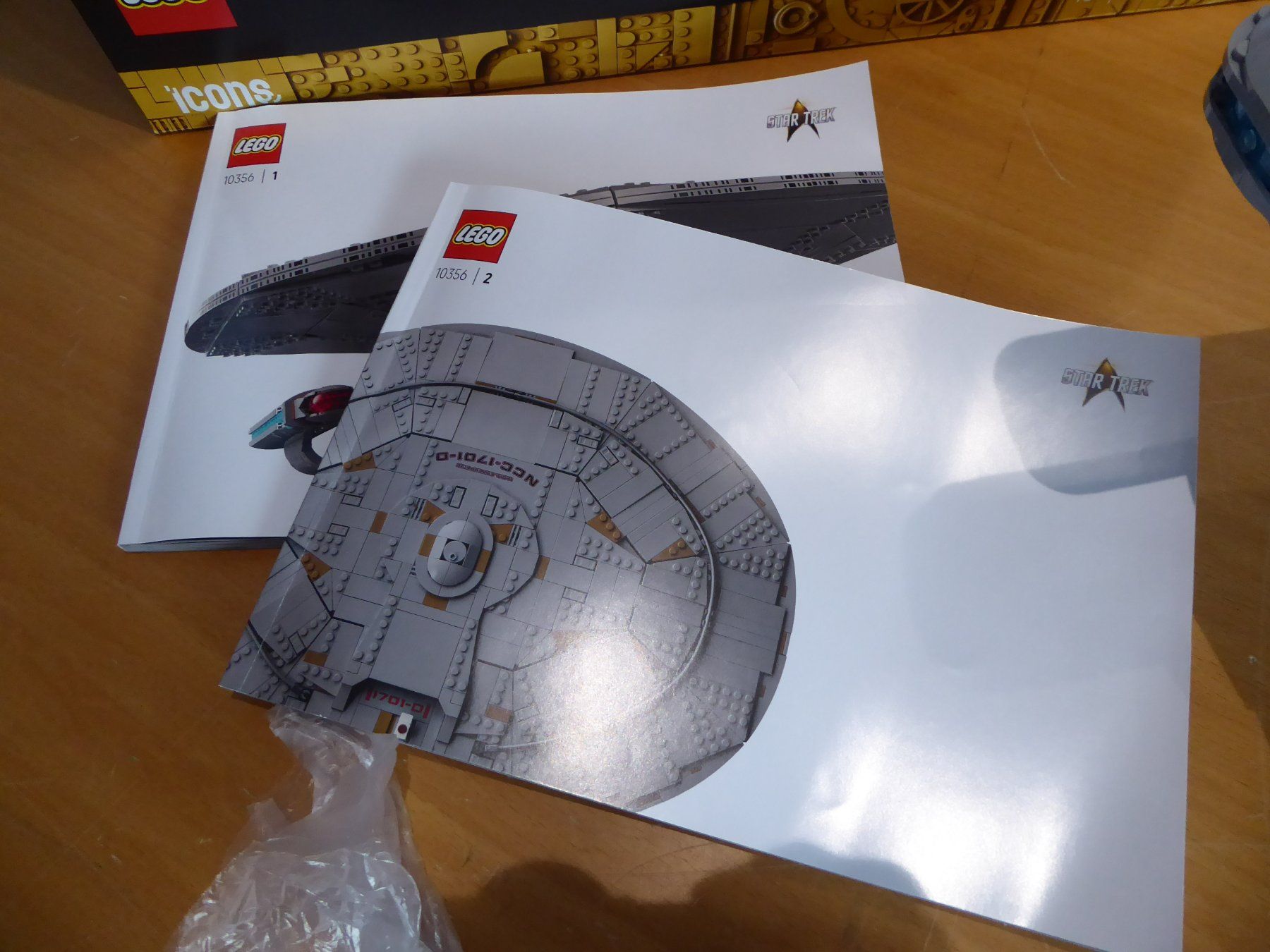 LEGO ICONS Star Trek: U.S.S. Enterprise NCC-1701-D™ (Neu (gemäss ...