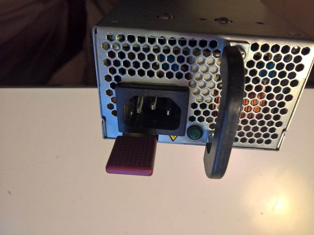 HP Server Netzteil 800W HSTNS-PD05, Power supply, DPS-800GB (Gebraucht) in Horgen für CHF 9 ...