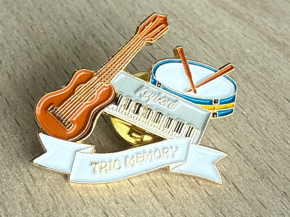 Pin Trio Memory (Gebraucht) in Glattbrugg für CHF 1 – mit Lieferung auf Ricardo kaufen