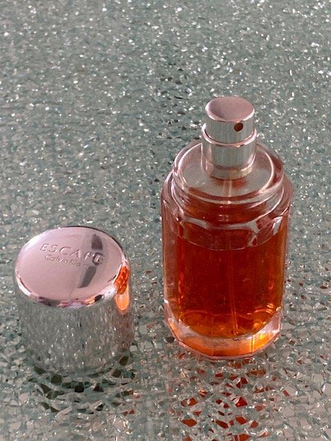 Escape Eau de Parfum 30 ml | Kaufen auf Ricardo