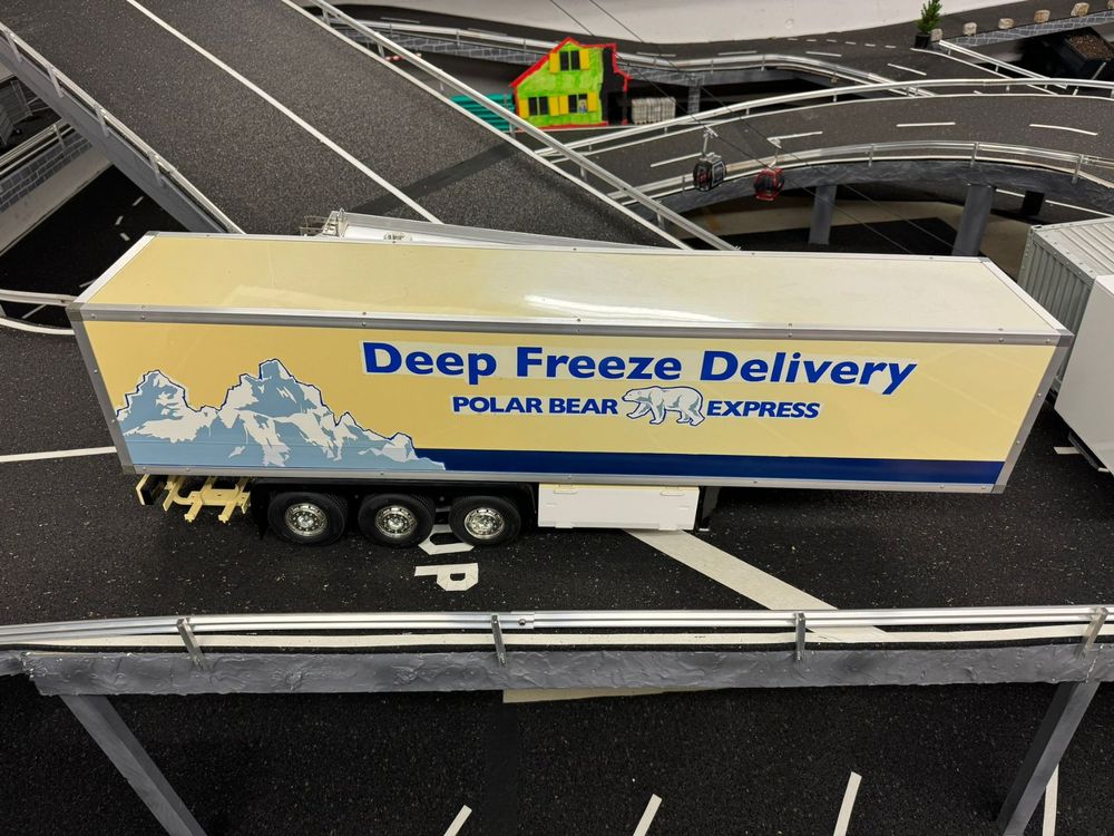 Tamiya 1/14 3-Axle Reefer Freezer Semi Tanker Trailer | Kaufen auf Ricardo