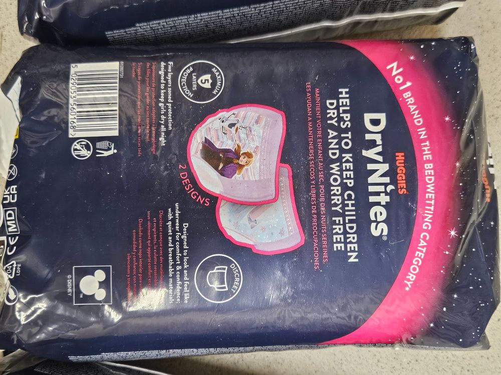 Huggies Frozen Windel DryNites (Neu und originalverpackt) in Zürich für ...