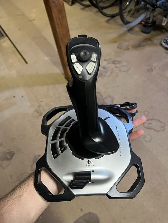 Logitech Extreme 3D Pro X30 Joystick (Gebraucht) in Glattbrugg für CHF ...