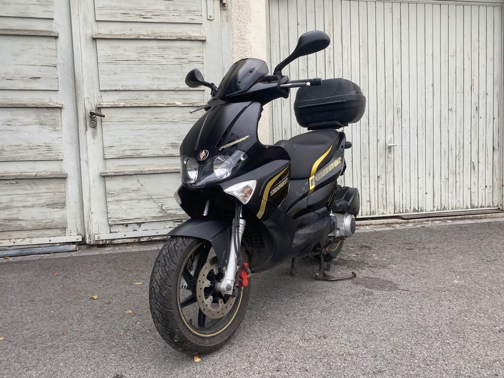 Gilera Runner 125 ST Roller Scooter (Gebraucht) in Wald für CHF 757 ...