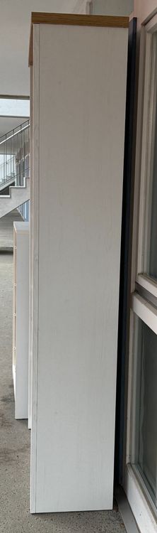 Gut erhaltener, stilvoller Bücherregal MARKSKEL von Jysk (Gebraucht) in ...